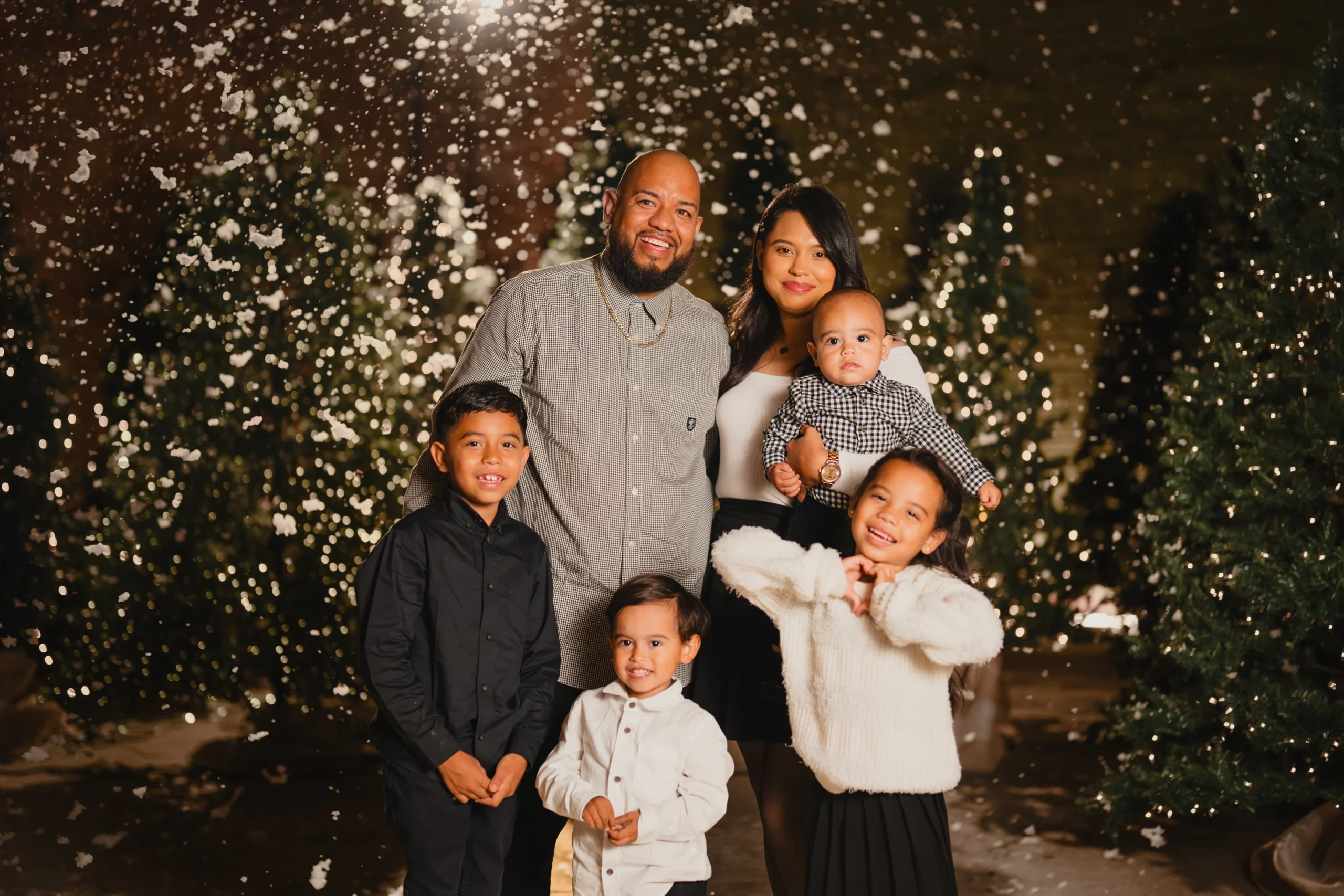 Family Photos at the Christmas Chute | Sapulpa's Route 66 Christmas Chute